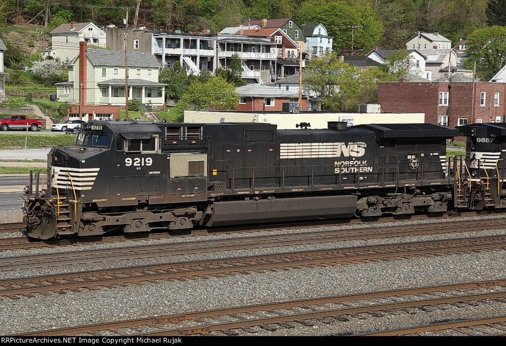 NS 9219
